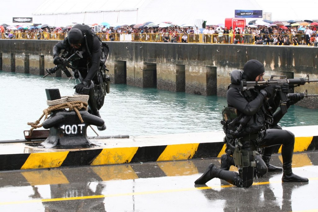 Navy Open House 2010 - TGH Photography and Travel Portal/Blog