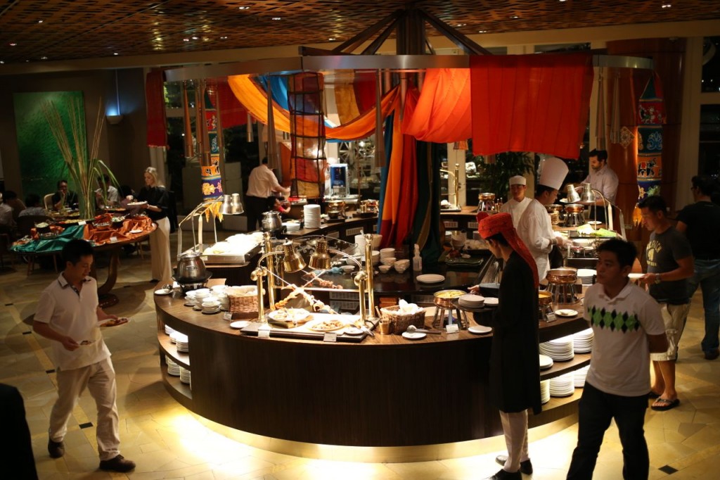 Enjoying "A Tasty Passage to India" Dinner Buffet - TGH Photography and ...